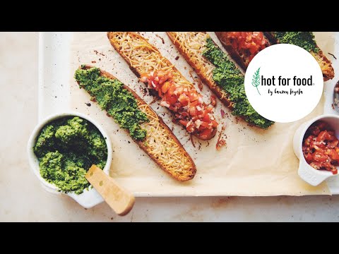 kale pesto crostini | hot for food