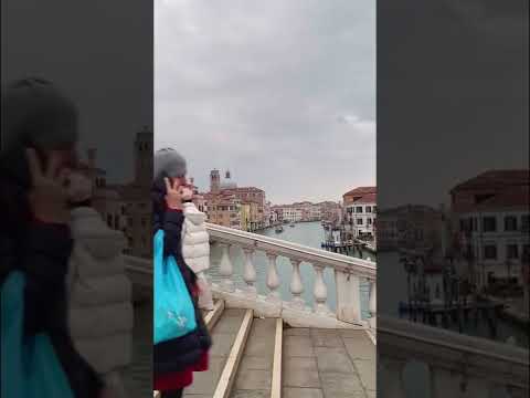 Instagram locations in Venice, Italy - a little behind the scenes ๐คฃ #failvideo #shorts #bloopers