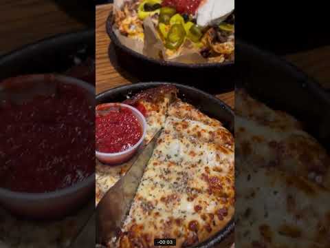 Restaurants in New York City - Uno pizzeria & grill (Best pizza in NYC!!) #nyc #pizza #trending