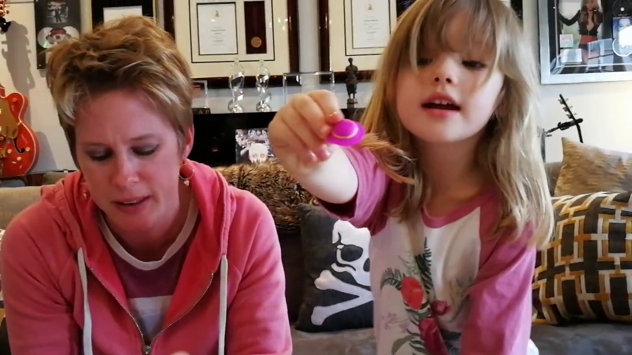 SQUINKIES Emilie's Unboxing Gone Terribly Wrong