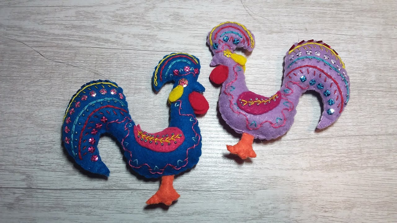 How to Make a Felt Carousel Rooster