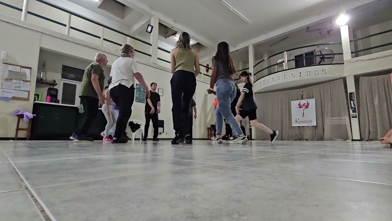 Ritmos latinos (coreo en proceso)