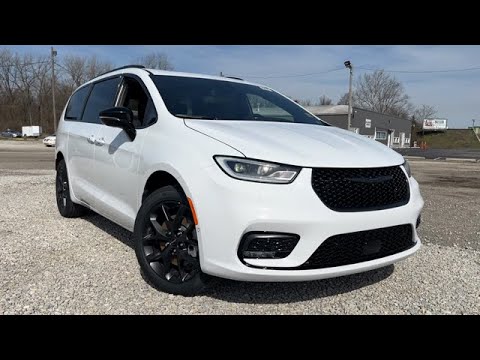 2024 Chrysler Pacifica Muncie, Anderson, Fishers, Noblesville, IN Newcastle 2410800
