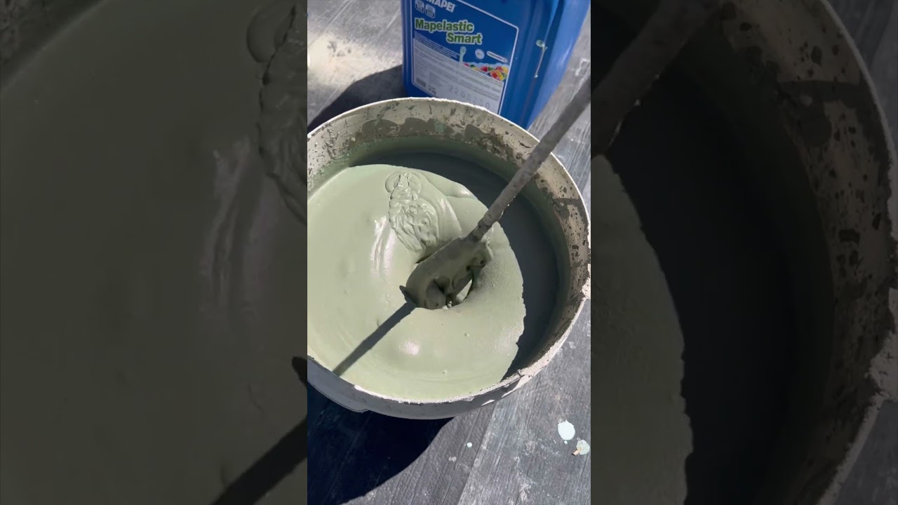 The process of applying cement tissue waterproofing on top of screed. #renovation#waterproofing