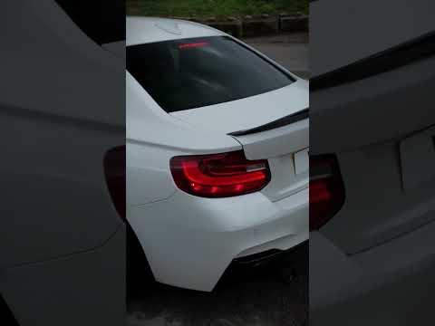 Watch the BMW M235i take off like a rocket π