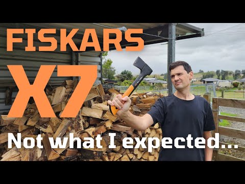 Fiskars X7 Hatchet Axe review and what it's NOT good for