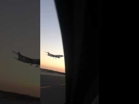 Saudi Airlines landing Madinah Airport 👍🇸🇦