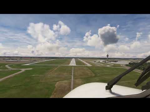Landing in Appleton Wisconsin | KATW (ATW) | Appleton International Airport #landingview #fs2020