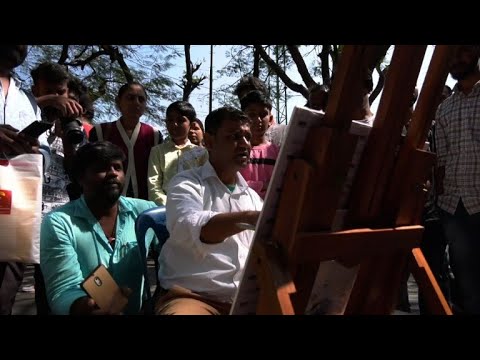 Giant Indian art fair brings in 1,500 painters