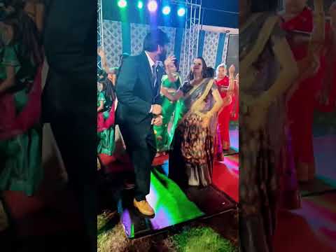 matak chalungi...#trendingshorts#neelumauryaofficial #sapnachoudhary #husbandwife