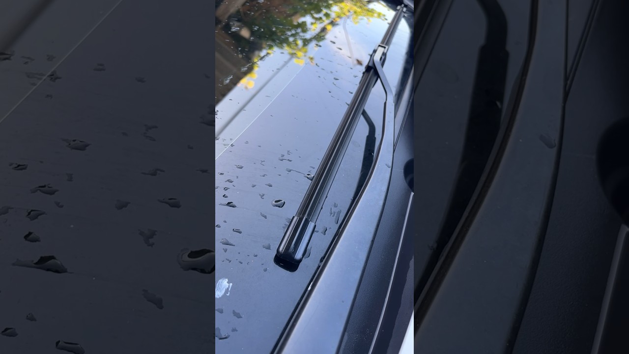 The difference between conventional wipers and frameless wipers