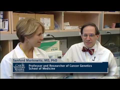 Katie Couric Tours Case Western Research Lab run by Dr Sandy Markowitz to study Colon Cancer
