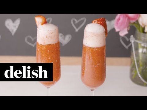 Best Strawberry Mimosas Recipe - How to Make Strawberry Mimosas