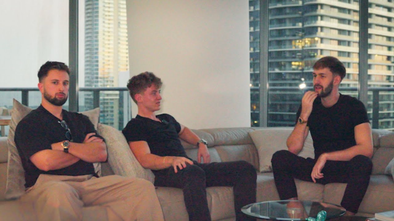 These Secret Info Product Strategies Will Make Us $1M/mo In 2026 (w/@dustinvarano)