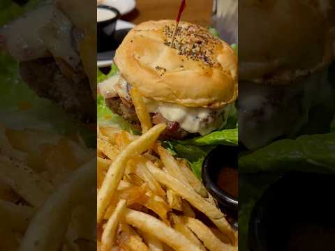 Trying the Local Goat in Pigeon Forge, TN???? #pigeonforge #vacation #localgoat
