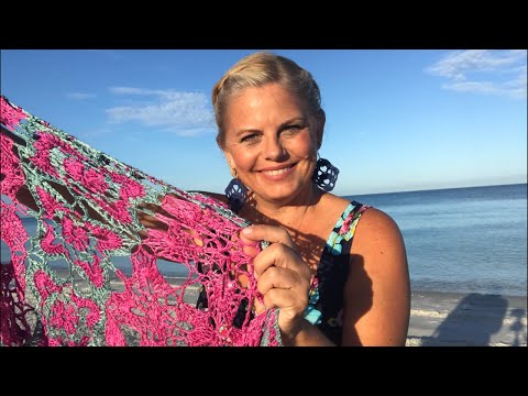 Yarn on the beach 149 live video podcast with Kristin Omdahl knitting crochet