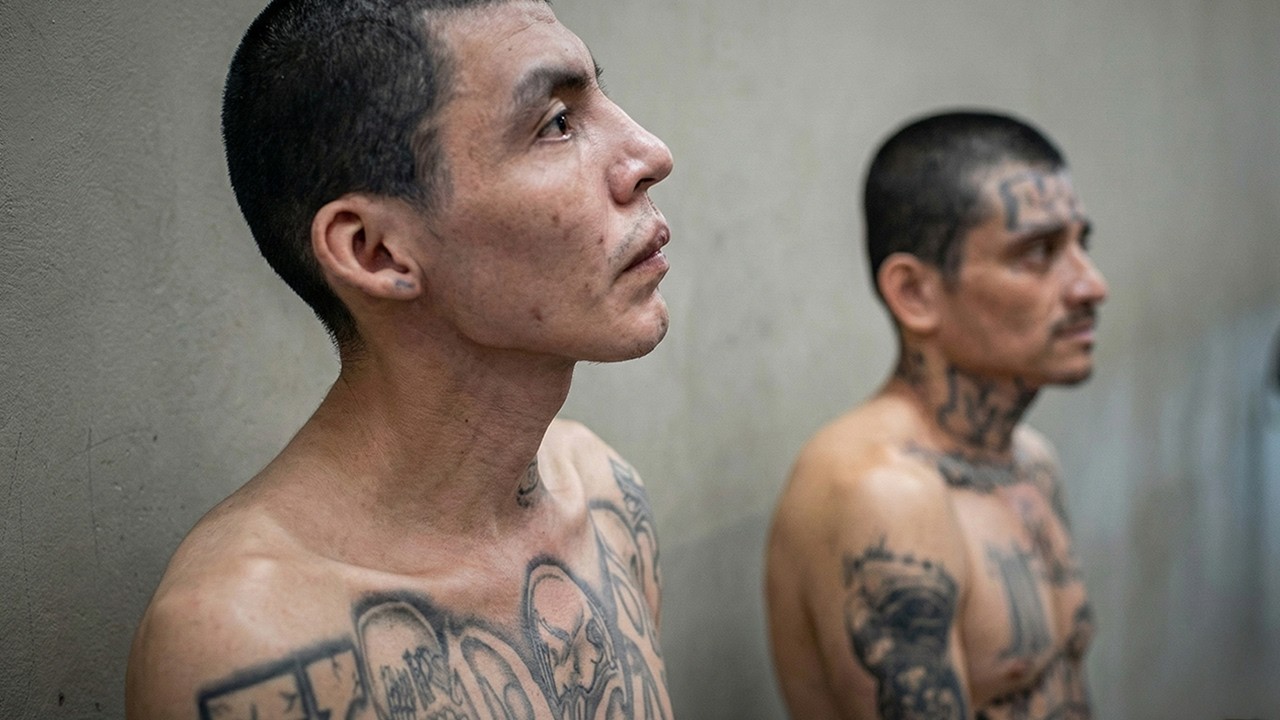 El Salvador bajo Bukele: el costo del control