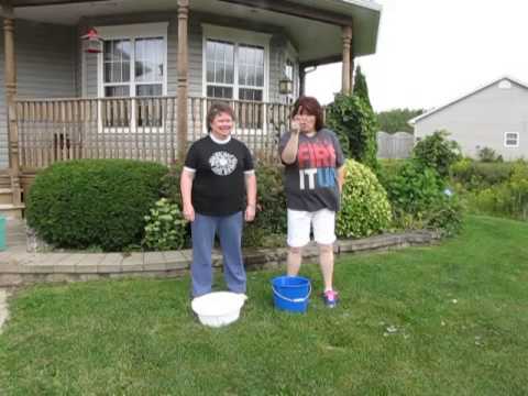 Denise and Kellie do the Challenge