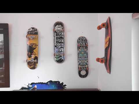 5591 Linda Rosa Avenue // La Jolla, CA 92037