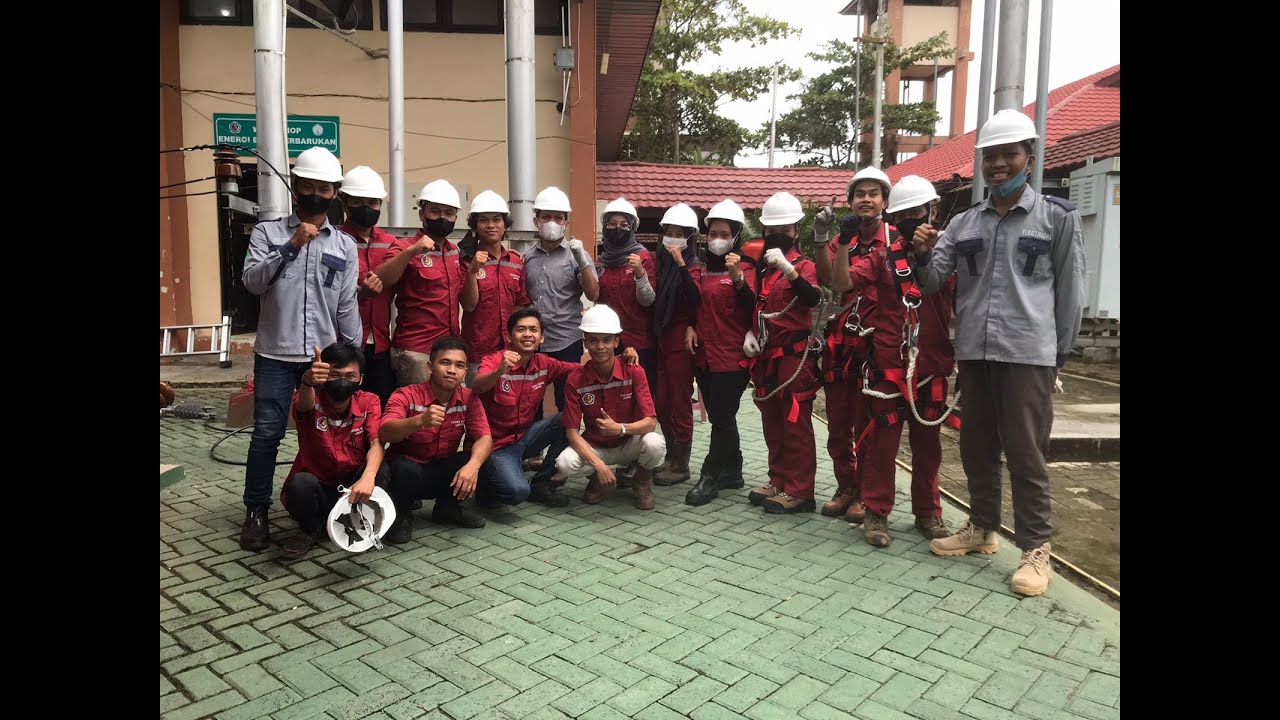 Perkuliahan Praktik Pemasangan Jaringan Tegangan Menengah (JTM)