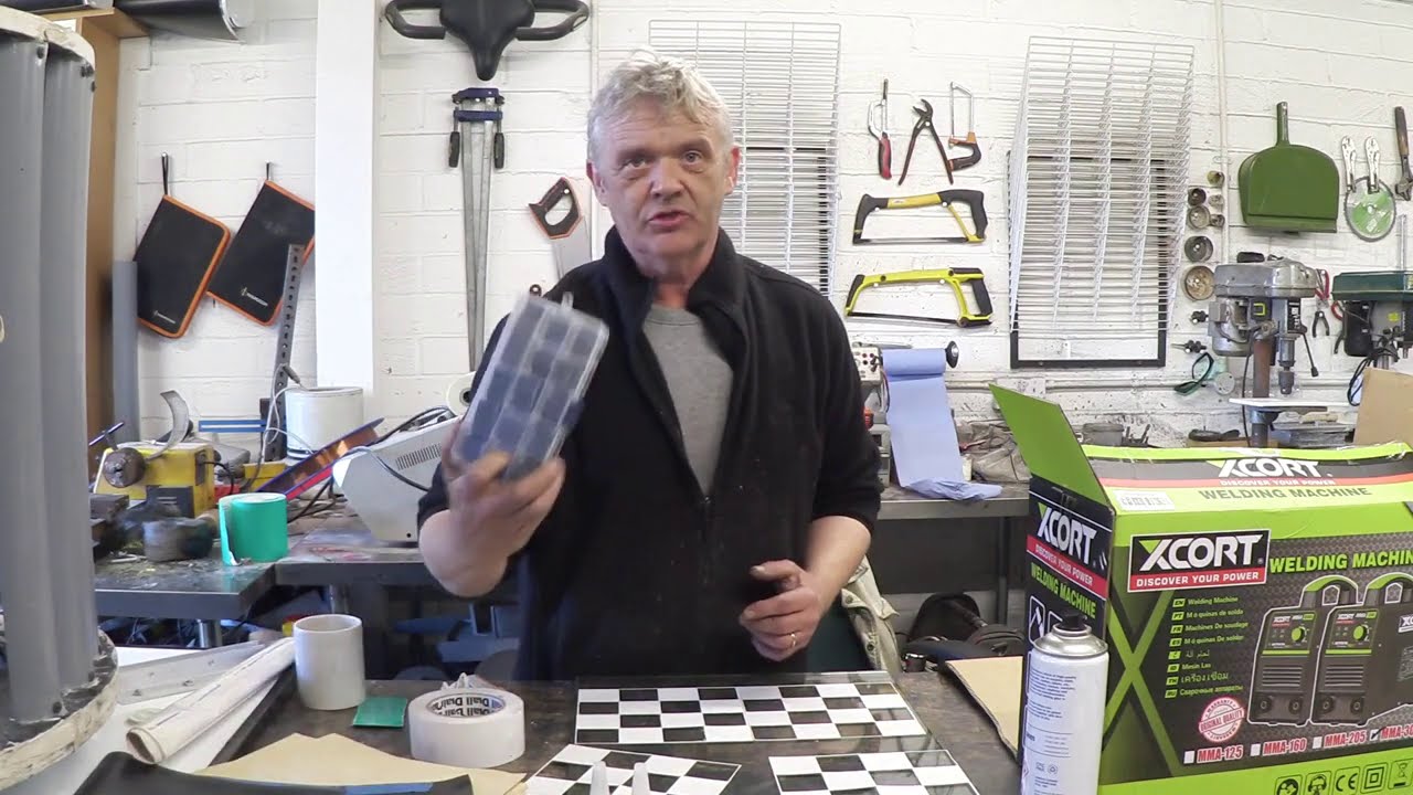 Making A Chess Set From A Broken LCD Screen - Free Plans