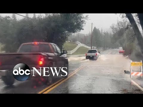 Northern California towns in danger from flood waters | GMA