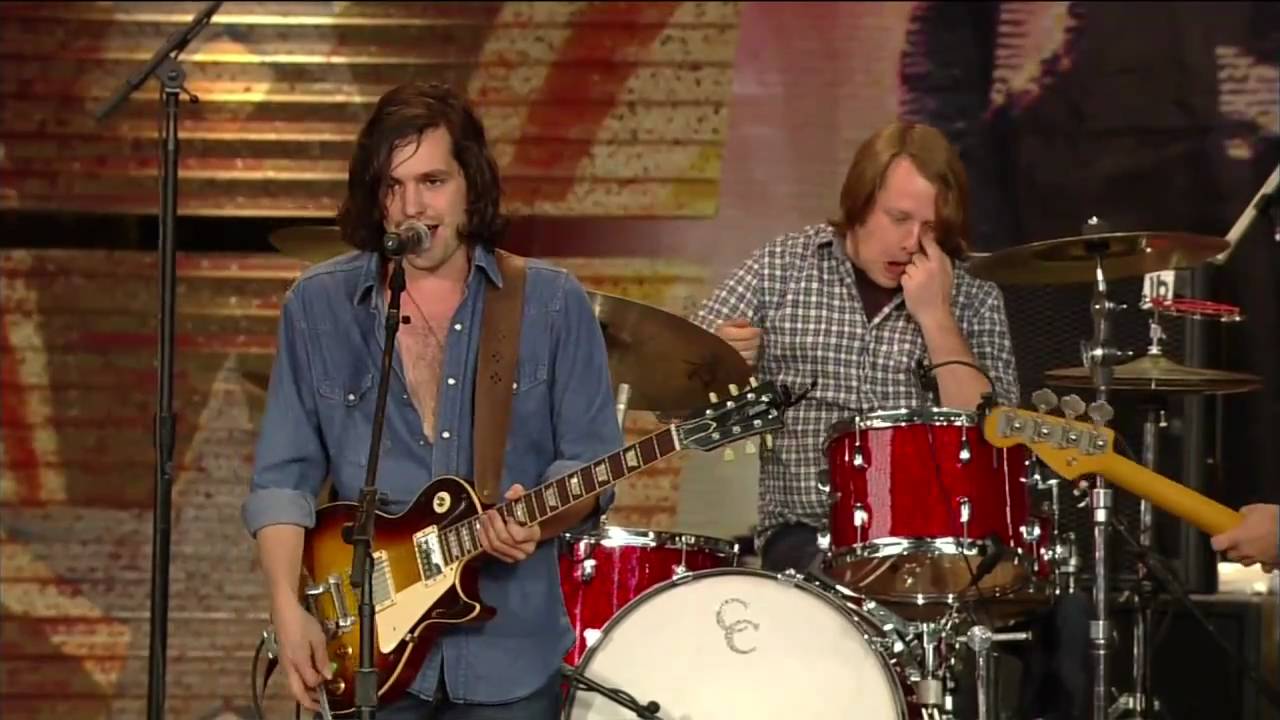 Robert Francis - Junebug (Live at Farm Aid 25)