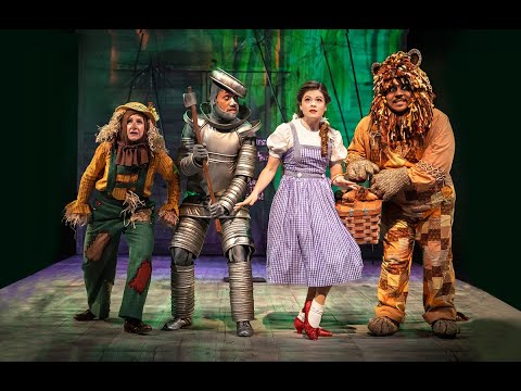 On Stage: THE WIZARD OF OZ