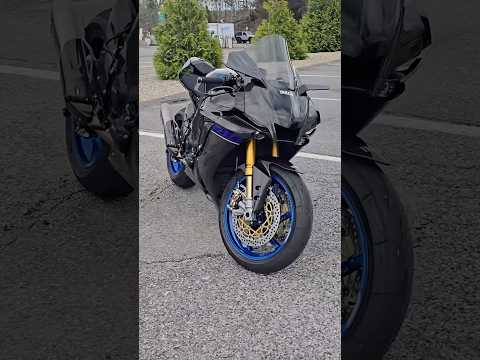 YAMAHA R1M '24 Full Custom Parts on AKRAPOVIČ Exhaust Sound🔥 #yamaha #r1m #akrapovic #shorts #2025