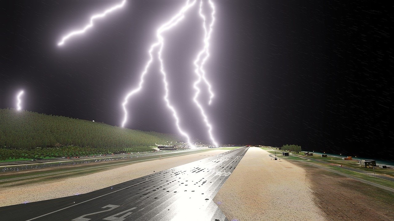 X-Plane 12: How to Get Huge Lightnings All Around You with DataRef Tool