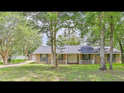 607 Brook Hollow Dr, Conroe, TX Presented by Eagle Nexus Real Estate Group.