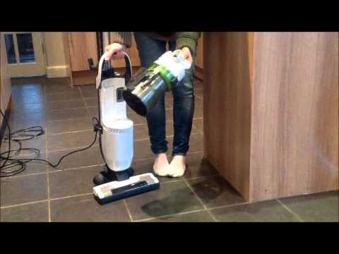 AO Review: Panasonic Eco-Max Upright Vacuum Cleaner MC-UL710