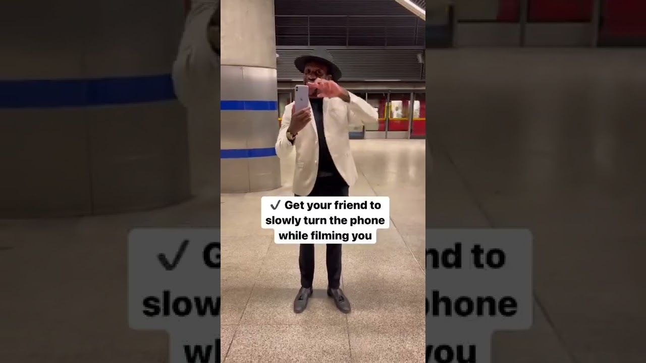 WALKING POSE AT TUBE STATION 🚇| Fashion and Style | Daniel Asante #shorts