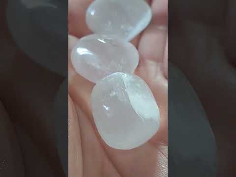 SELENITE Crystal Benefits 🌙 Meaning of Satin Spar #crystalhealing