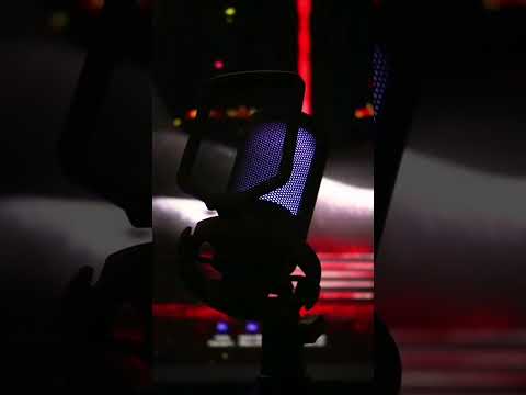 Have you ever seen this RGB microphone? It looks good in the dark.