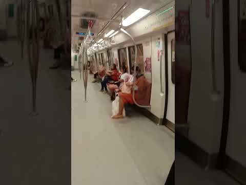 Mrt Singapore#Shorts#Inside The Mrt#Singapore Train#shortsvideo