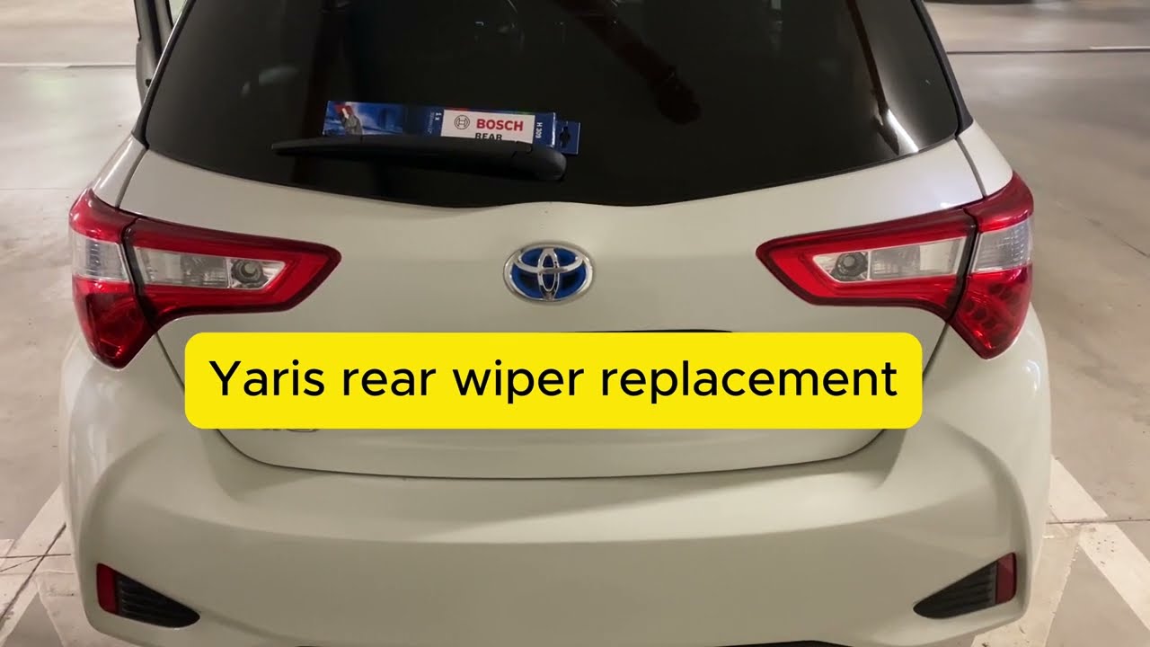 How to Replace Rear Wiper Blade on Toyota Yaris 2017,2018,2019 (no tools)