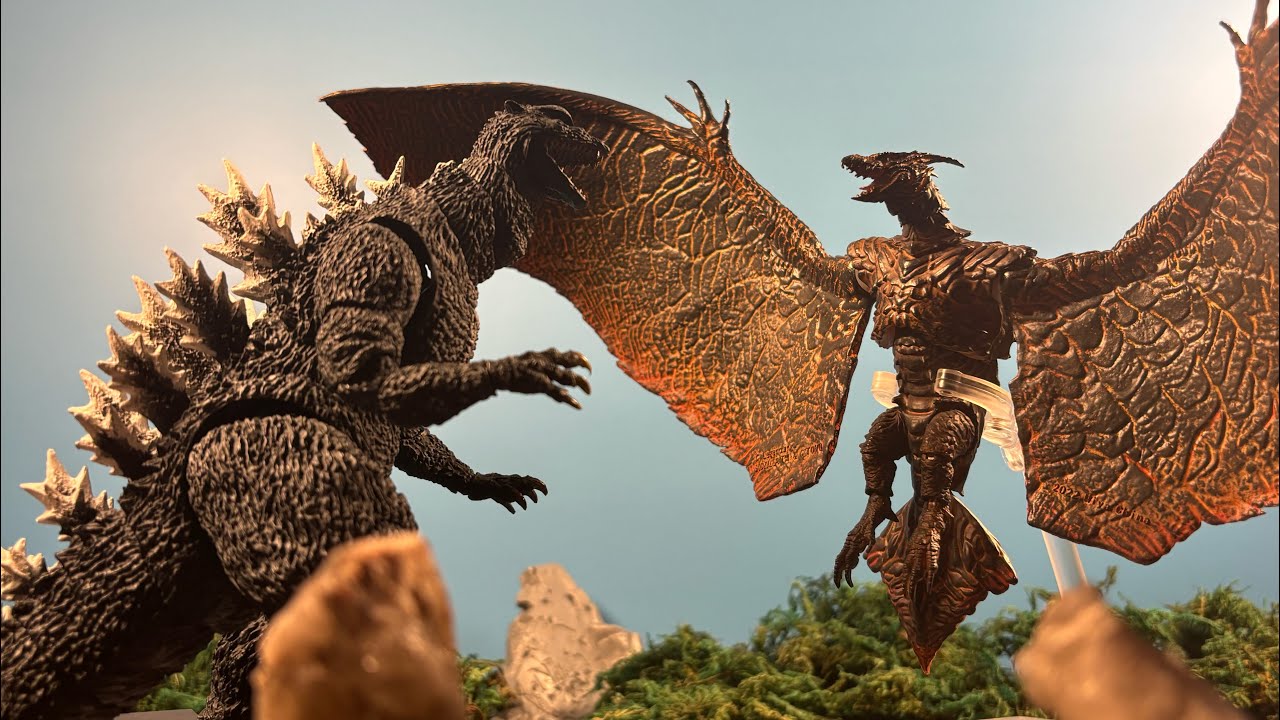 GODZILLA vs RODAN | An Epic Stop Motion Battle