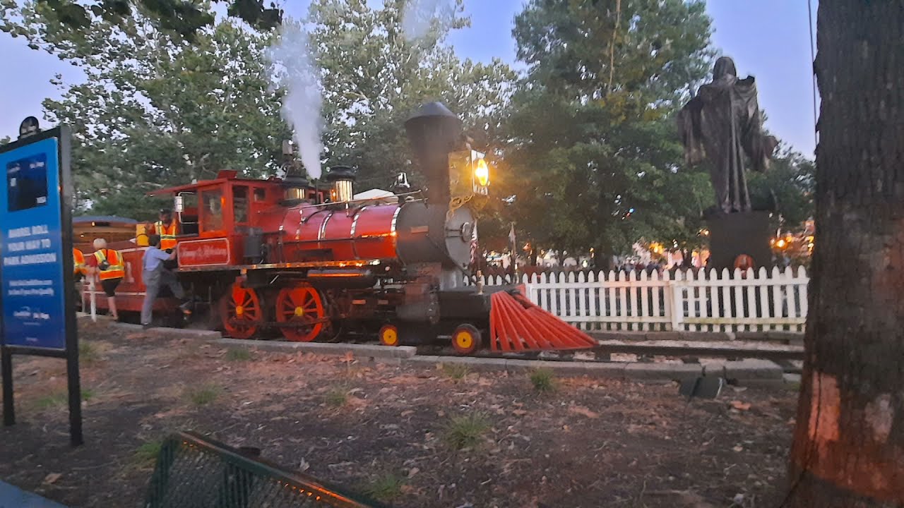 Six Flags St Louis Railroad Tommy G Robertson