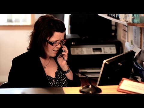 "Effective Communication" - NHS Education for Scotland (Demonstrational Video)