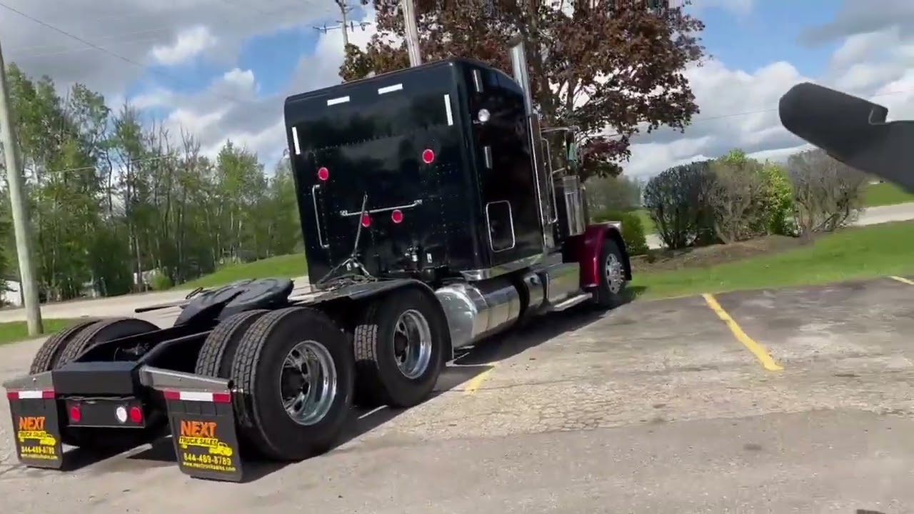 2015 VOLVO VNL64T300 For Sale