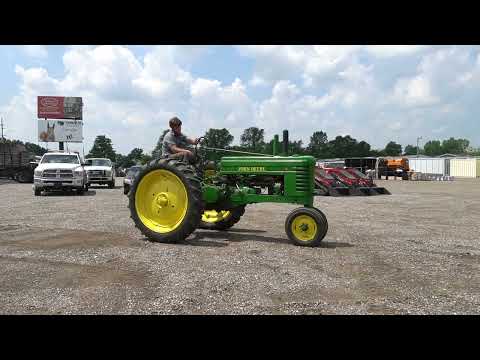 2404 - John Deere B Tractor for sale