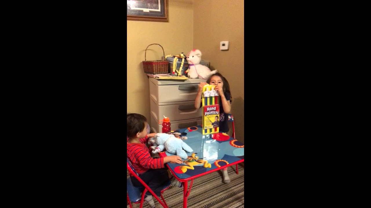 opening hand pointers