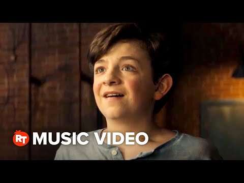 Lyle, Lyle, Crocodile Lyric Video - Top of the World (2022)