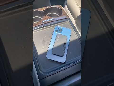 Easy Access to Your Readers in the Car | ThinOptics | Readers + Reading Glasses
