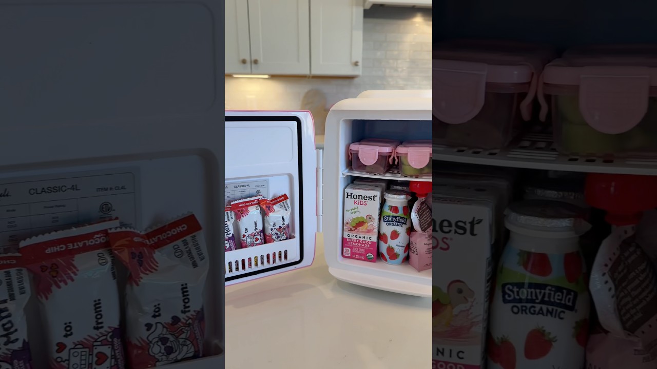 *asmr* mini fridge restock💗🍓#asmr #restock #aesthetic #satisfying #asmrsounds #minifridge