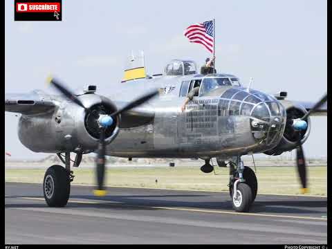 B-25J Mitchell in Action – Legendary WWII Bomber Takes Flight!"
