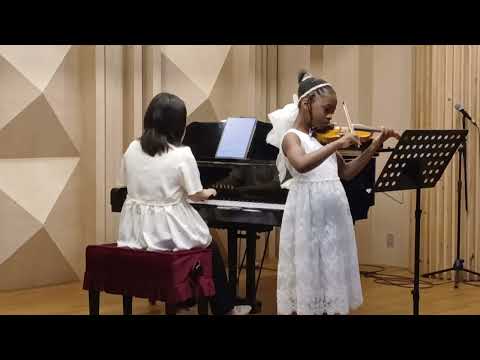 Elite's beautiful musical performance.