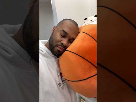 Day 14 of 30: Anything Basketball at @kohls 🏀 #MotivatedByMylan