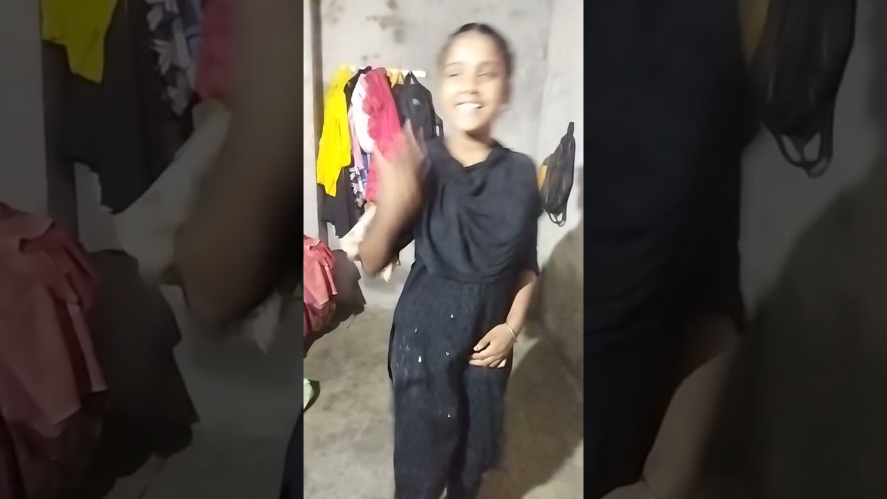 BABITA😍🥰🙏👍https://media.tenor.com/BnEKiDKJisEAAAAM/claire-dancing.gif